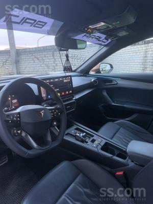 Черный Cupra Formentor 2023 в Огре, объемом двигателя 2.00 л и пробегом 62 тыс. км за 27999 €, фото 10 на AUTOMOTO.COM.LV