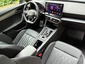 Черный Cupra Formentor 2023 в Цесис, объемом двигателя 2.50 л и пробегом 26 тыс. км за 42000 €, фото 5 на AUTOMOTO.COM.LV
