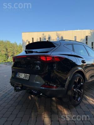 Melns Cupra Formentor 2023 Rīga, ar dzinēja tilpumu 2.00 L un nobraukumu 54 tūkst. km par 32000 €, foto 10 vietnē AUTOMOTO.COM.LV