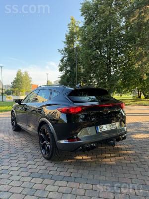 Melns Cupra Formentor 2023 Rīga, ar dzinēja tilpumu 2.00 L un nobraukumu 54 tūkst. km par 32000 €, foto 11 vietnē AUTOMOTO.COM.LV
