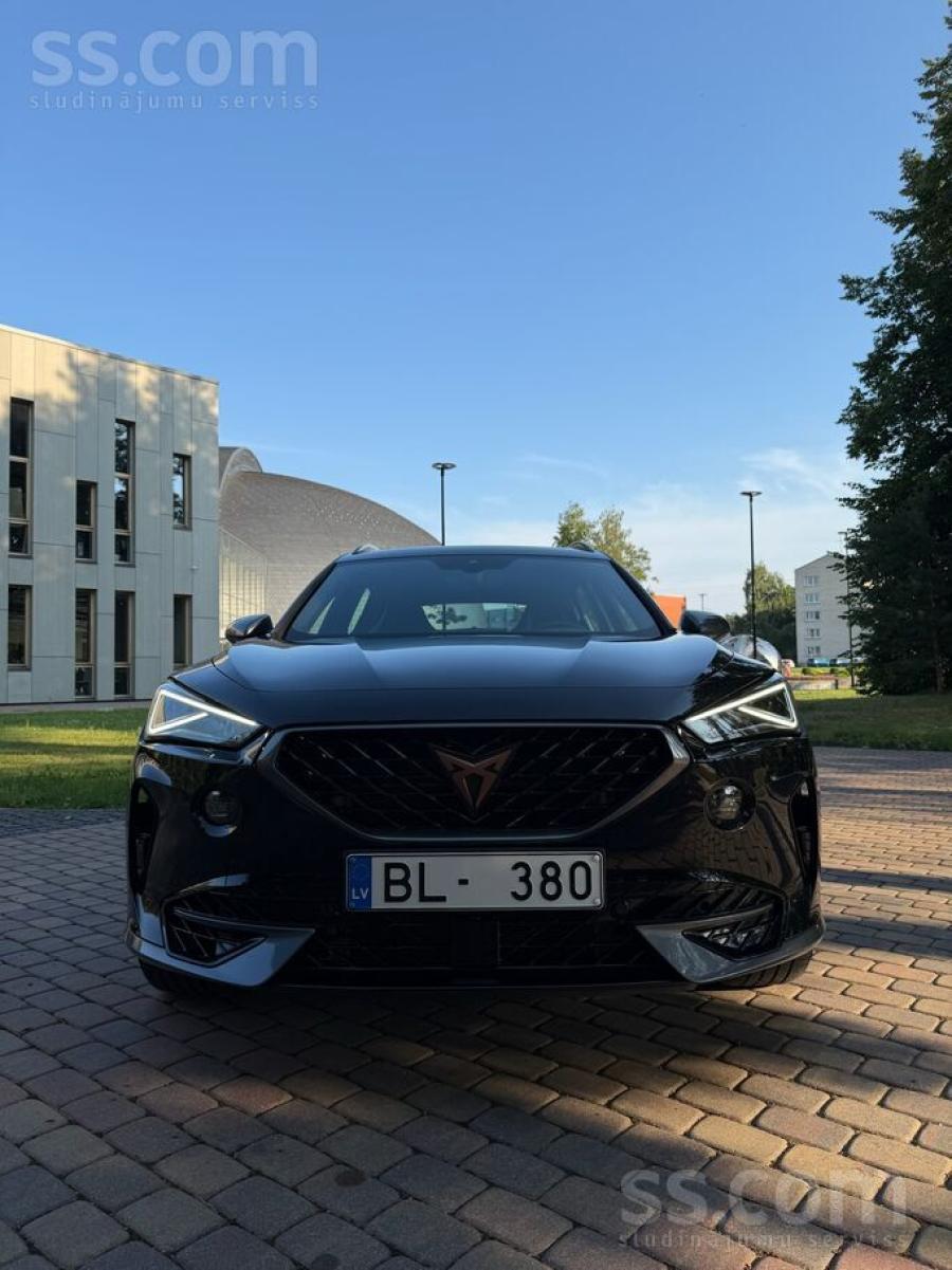 Melns Cupra Formentor 2023 Rīga, ar dzinēja tilpumu 2.00 L un nobraukumu 54 tūkst. km par 32000 €, foto 12 vietnē AUTOMOTO.COM.LV