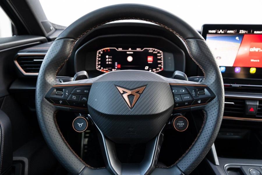 Melns Cupra Formentor 2023 Rīga, ar dzinēja tilpumu 2.00 L un nobraukumu 65 tūkst. km par 28700 €, foto 16 vietnē AUTOMOTO.COM.LV