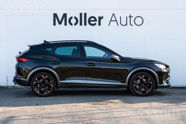 Melns Cupra Formentor 2023 Rīga, ar dzinēja tilpumu 2.00 L un nobraukumu 65 tūkst. km par 28700 €, foto 5 vietnē AUTOMOTO.COM.LV