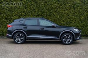 Черный Cupra Formentor 2024 в Рига, объемом двигателя 2.00 л и пробегом 36 тыс. км за 27500 €, фото 5 на AUTOMOTO.COM.LV