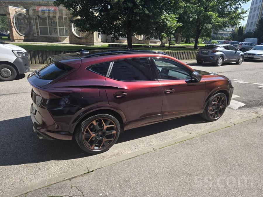 Black Cupra Formentor 2025 in Riga, with an engine capacity of 2.00 L and mileage of 4 thousand km for 52000 €, photo 2 on AUTOMOTO.COM.LV