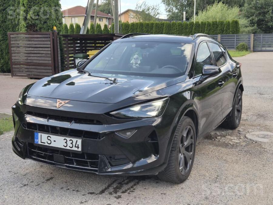 Black Cupra Formentor 2025 in Riga, with an engine capacity of 2.00 L and mileage of 30 thousand km for 31400 €, photo 1 on AUTOMOTO.COM.LV