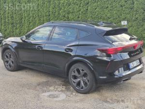 Black Cupra Formentor 2025 in Riga, with an engine capacity of 2.00 L and mileage of 30 thousand km for 31400 €, photo 7 on AUTOMOTO.COM.LV
