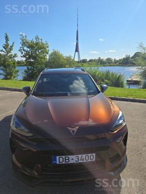Black Cupra Formentor 2025 in Riga, with an engine capacity of 2.00 L and mileage of 6 thousand km for 41900 €, photo 9 on AUTOMOTO.COM.LV