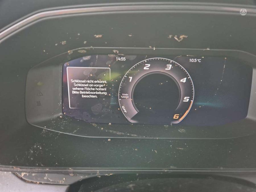 Melns Cupra Formentor 2025 Viļņa, ar dzinēja tilpumu 1.97 L un nobraukumu 18 tūkst. km par 17800 €, foto 8 vietnē AUTOMOTO.COM.LV