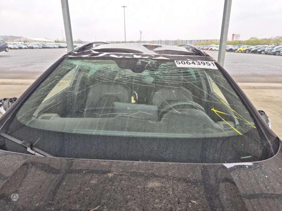 Melns Cupra Formentor 2025 Viļņa, ar dzinēja tilpumu 1.97 L un nobraukumu 18 tūkst. km par 17800 €, foto 12 vietnē AUTOMOTO.COM.LV