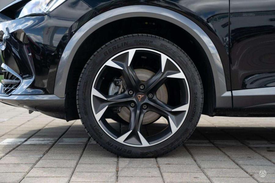 Melns Cupra Formentor 2023 Viļņa, ar dzinēja tilpumu 1.50 L un nobraukumu 102 tūkst. km par 21000 €, foto 5 vietnē AUTOMOTO.COM.LV