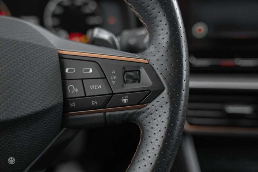 Melns Cupra Formentor 2023 Viļņa, ar dzinēja tilpumu 1.50 L un nobraukumu 102 tūkst. km par 21000 €, foto 7 vietnē AUTOMOTO.COM.LV