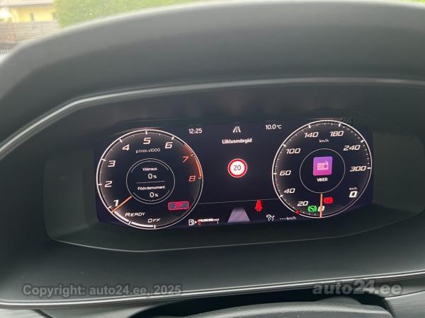 Melns Cupra Formentor 2022 Tallina, ar dzinēja tilpumu 2.00 L un nobraukumu 124 tūkst. km par 25000 €, foto 11 vietnē AUTOMOTO.COM.LV
