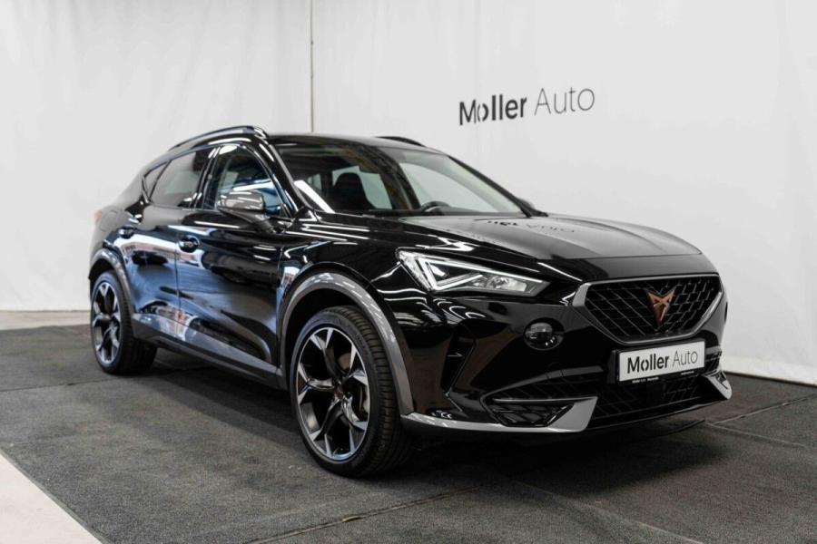 Black Cupra Formentor 2022 in Tallinn, with an engine capacity of 1.40 L and mileage of 65 thousand km for 25900 €, photo 5 on AUTOMOTO.COM.LV
