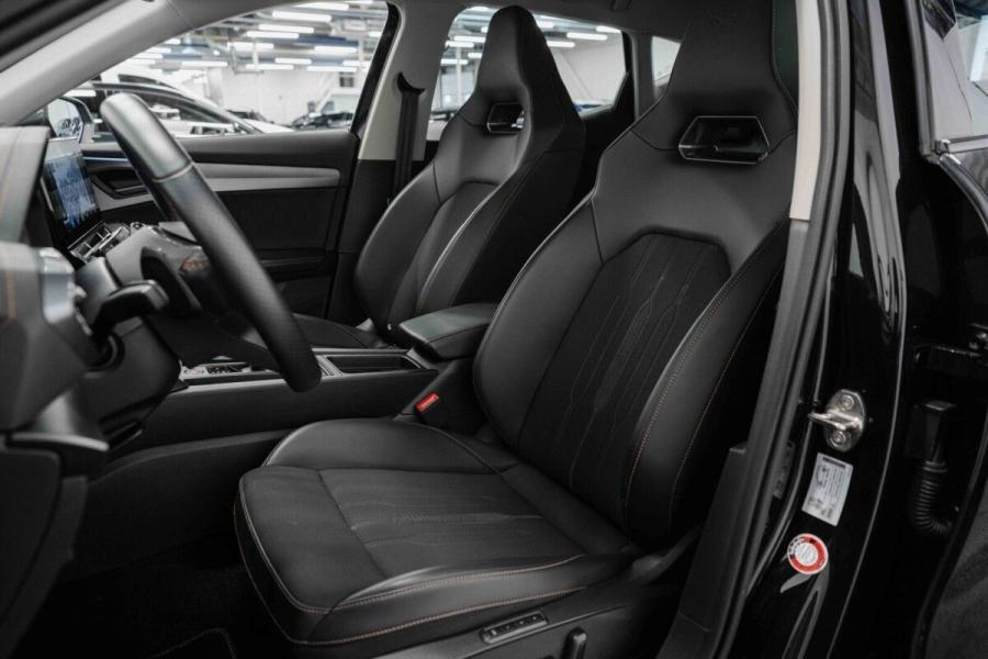 Black Cupra Formentor 2022 in Tallinn, with an engine capacity of 1.40 L and mileage of 65 thousand km for 25900 €, photo 14 on AUTOMOTO.COM.LV