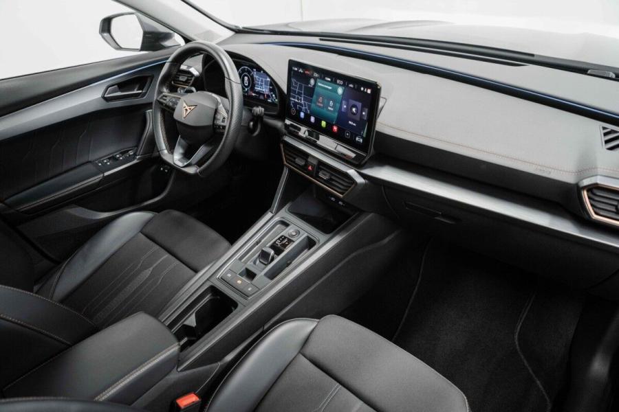 Black Cupra Formentor 2022 in Tallinn, with an engine capacity of 1.40 L and mileage of 113 thousand km for 23500 €, photo 8 on AUTOMOTO.COM.LV