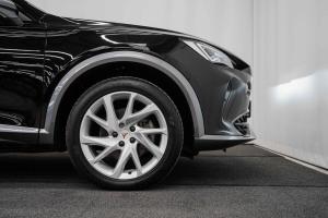 Black Cupra Formentor 2022 in Tallinn, with an engine capacity of 1.40 L and mileage of 113 thousand km for 23500 €, photo 17 on AUTOMOTO.COM.LV