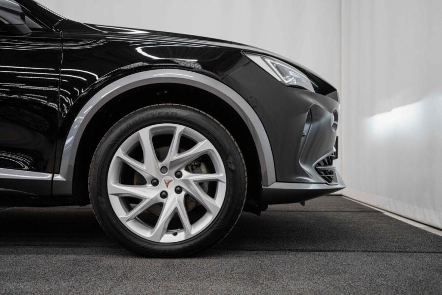 Black Cupra Formentor 2022 in Tallinn, with an engine capacity of 1.40 L and mileage of 113 thousand km for 23500 €, photo 17 on AUTOMOTO.COM.LV