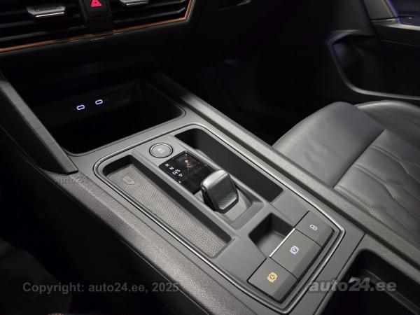 Melns Cupra Formentor 2023 Tallina, ar dzinēja tilpumu 2.00 L un nobraukumu 52 tūkst. km par 28500 €, foto 11 vietnē AUTOMOTO.COM.LV