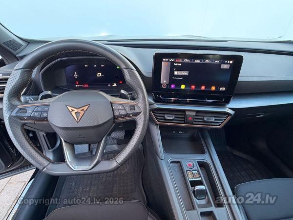 Melns Cupra Formentor 2023 Tallina, ar dzinēja tilpumu 1.50 L un nobraukumu 28 tūkst. km par 26995 €, foto 8 vietnē AUTOMOTO.COM.LV