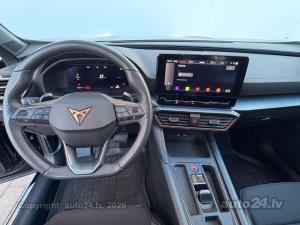 Melns Cupra Formentor 2023 Tallina, ar dzinēja tilpumu 1.50 L un nobraukumu 28 tūkst. km par 26995 €, foto 8 vietnē AUTOMOTO.COM.LV