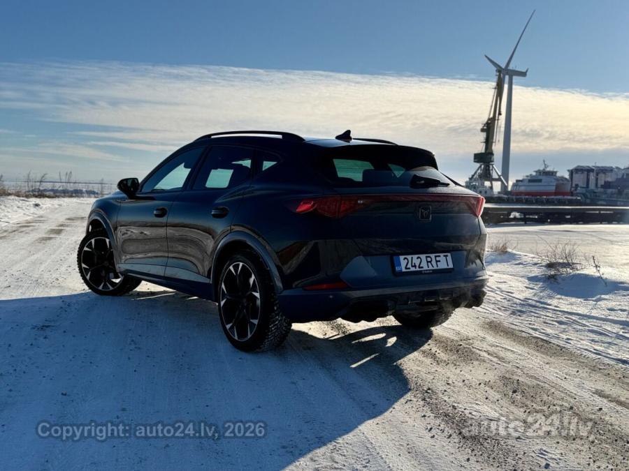 Melns Cupra Formentor 2023 Tallina, ar dzinēja tilpumu 2.00 L un nobraukumu 55 tūkst. km par 33000 €, foto 5 vietnē AUTOMOTO.COM.LV