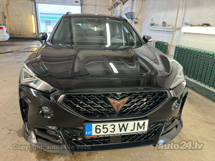 Черный Cupra Formentor 2023 в Таллин, объемом двигателя 2.50 л и пробегом 30 тыс. км за 44000 €, фото 1 на AUTOMOTO.COM.LV