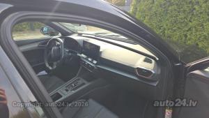 Черный Cupra Formentor 2023 в Таллин, объемом двигателя 2.50 л и пробегом 30 тыс. км за 44000 €, фото 5 на AUTOMOTO.COM.LV