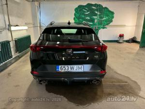 Черный Cupra Formentor 2023 в Таллин, объемом двигателя 2.50 л и пробегом 30 тыс. км за 44000 €, фото 12 на AUTOMOTO.COM.LV