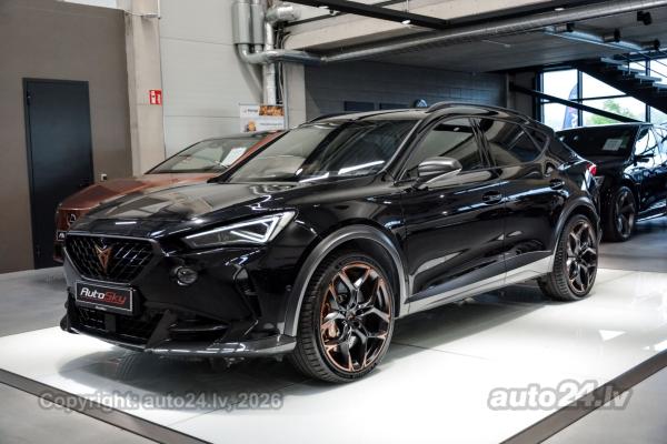 Черный Cupra Formentor 2023 в Таллин, объемом двигателя 2.50 л и пробегом 33 тыс. км за 42900 €, фото 2 на AUTOMOTO.COM.LV
