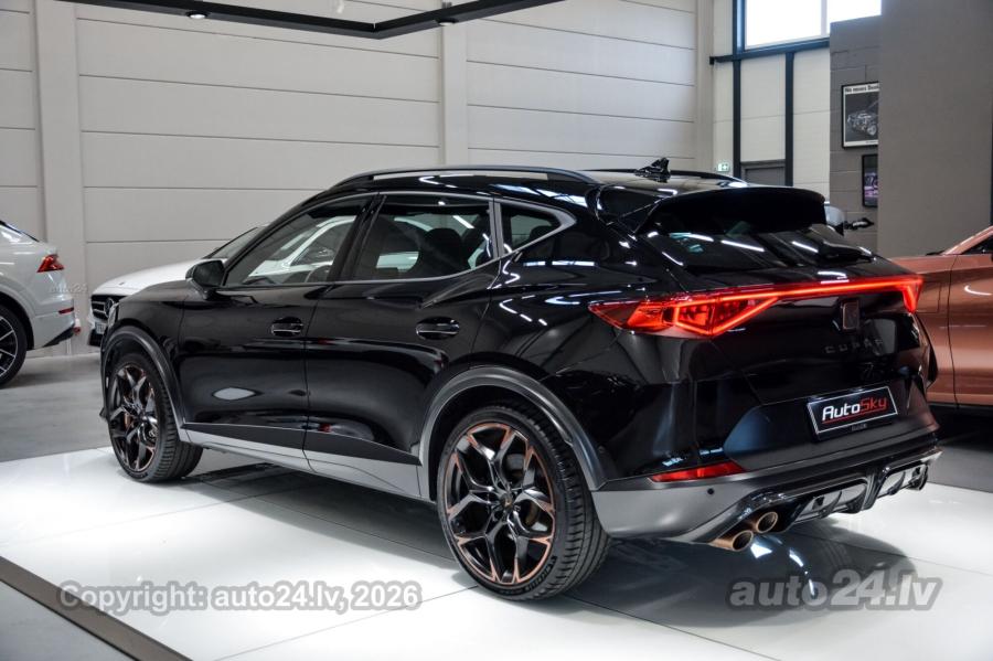 Черный Cupra Formentor 2023 в Таллин, объемом двигателя 2.50 л и пробегом 33 тыс. км за 42900 €, фото 8 на AUTOMOTO.COM.LV