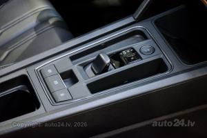 Черный Cupra Formentor 2023 в Таллин, объемом двигателя 2.50 л и пробегом 33 тыс. км за 42900 €, фото 15 на AUTOMOTO.COM.LV