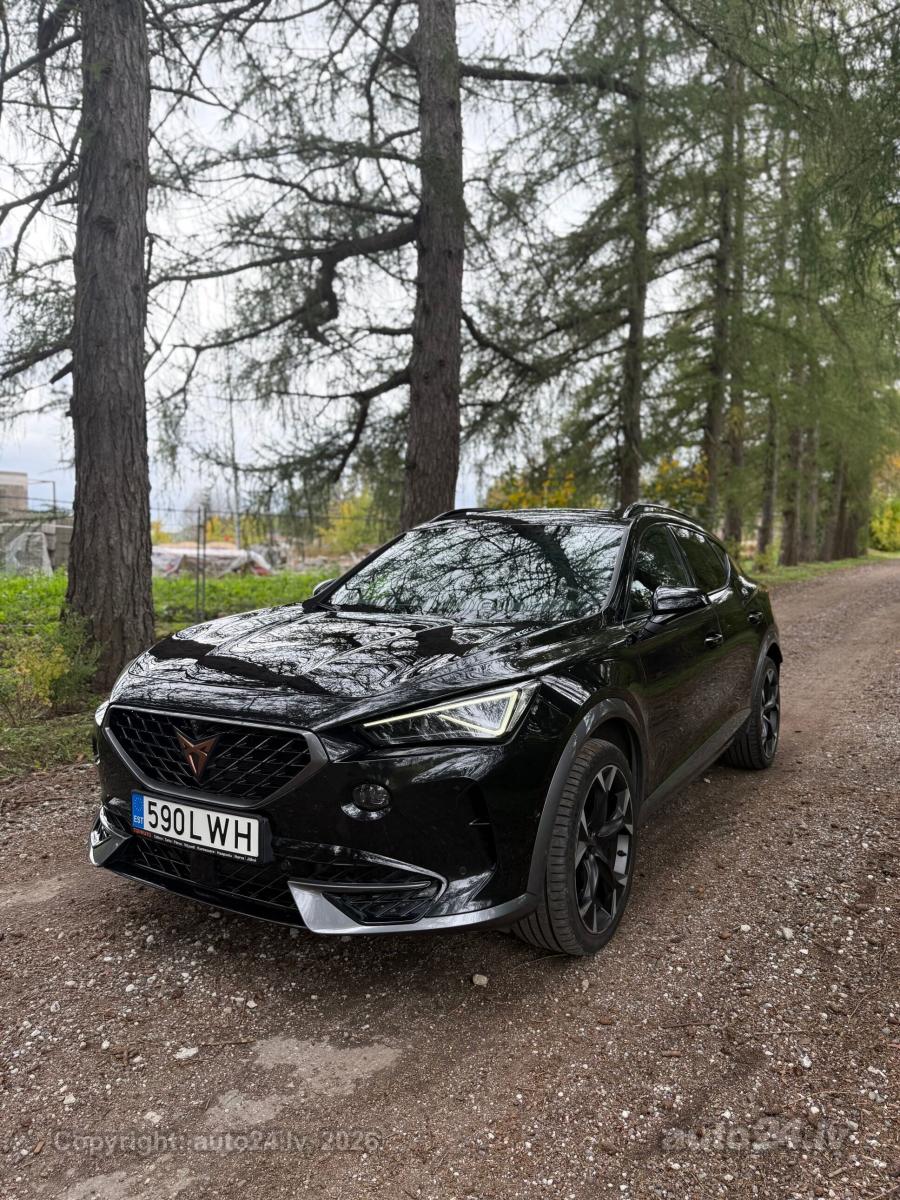 Черный Cupra Formentor 2023 в Таллин, объемом двигателя 2.00 л и пробегом 72 тыс. км за 31900 €, фото 4 на AUTOMOTO.COM.LV