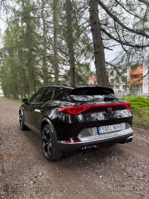 Черный Cupra Formentor 2023 в Таллин, объемом двигателя 2.00 л и пробегом 72 тыс. км за 31900 €, фото 6 на AUTOMOTO.COM.LV
