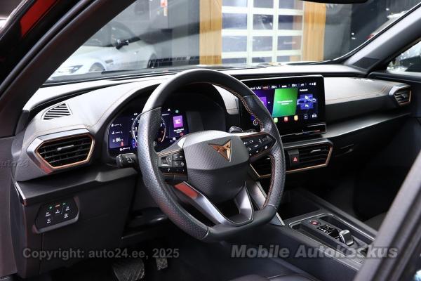 Melns Cupra Formentor 2024 Tallina, ar dzinēja tilpumu 1.50 L un nobraukumu 38 tūkst. km par 28995 €, foto 11 vietnē AUTOMOTO.COM.LV