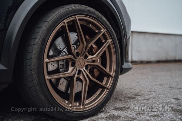 Черный Cupra Formentor 2024 в Таллин, объемом двигателя 2.50 л и пробегом 30 тыс. км за 42499 €, фото 3 на AUTOMOTO.COM.LV