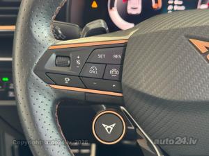 Melns Cupra Formentor 2025 Tallina, ar dzinēja tilpumu 2.00 L un nobraukumu 17 tūkst. km par 32900 €, foto 12 vietnē AUTOMOTO.COM.LV