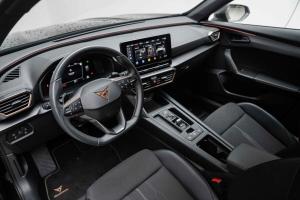 Melns Cupra Formentor 2026 Peetri, ar dzinēja tilpumu 2.00 L un nobraukumu 56 tūkst. km par 26350 €, foto 10 vietnē AUTOMOTO.COM.LV