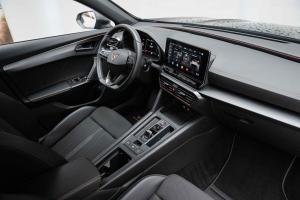 Melns Cupra Formentor 2026 Peetri, ar dzinēja tilpumu 2.00 L un nobraukumu 56 tūkst. km par 26350 €, foto 11 vietnē AUTOMOTO.COM.LV