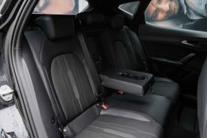 Melns Cupra Formentor 2026 Peetri, ar dzinēja tilpumu 2.00 L un nobraukumu 56 tūkst. km par 26350 €, foto 12 vietnē AUTOMOTO.COM.LV