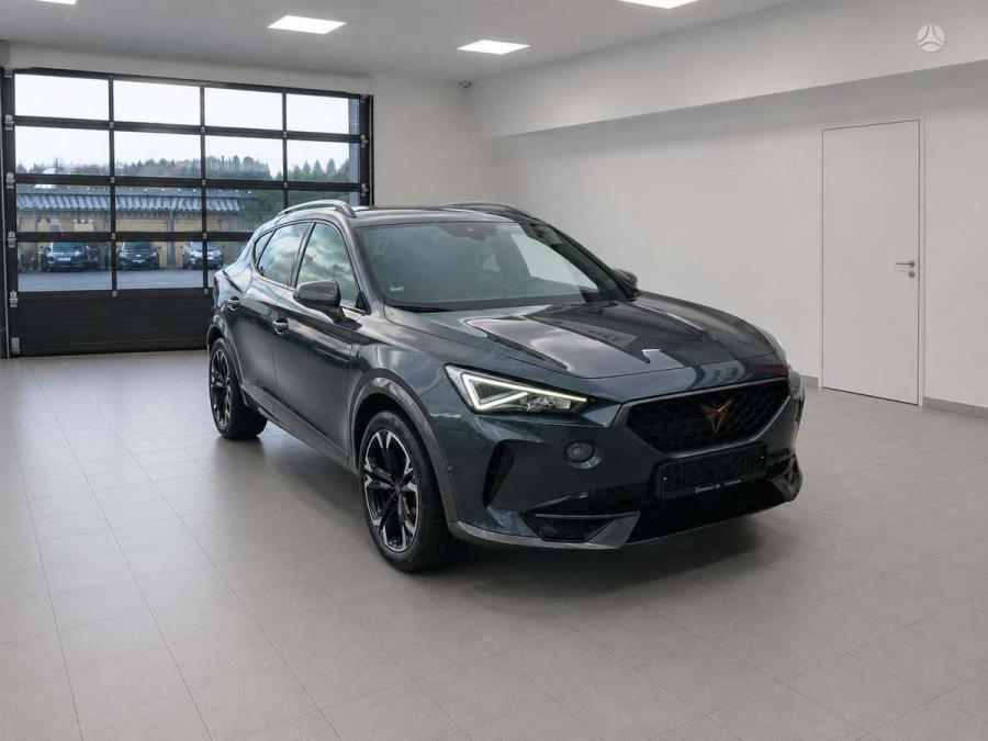 Blue Cupra Formentor 2021 in Vilnius, with an engine capacity of 1.40 L and mileage of 36 thousand km for 22900 €, photo 3 on AUTOMOTO.COM.LV