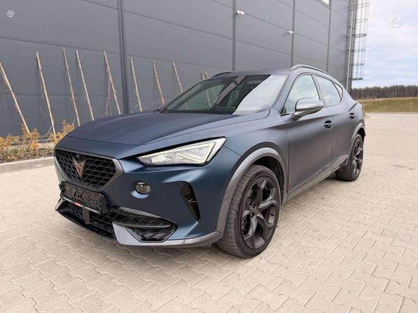 Blue Cupra Formentor 2021 in Vilnius, with an engine capacity of 1.97 L and mileage of 82 thousand km for 21950 €, photo 1 on AUTOMOTO.COM.LV