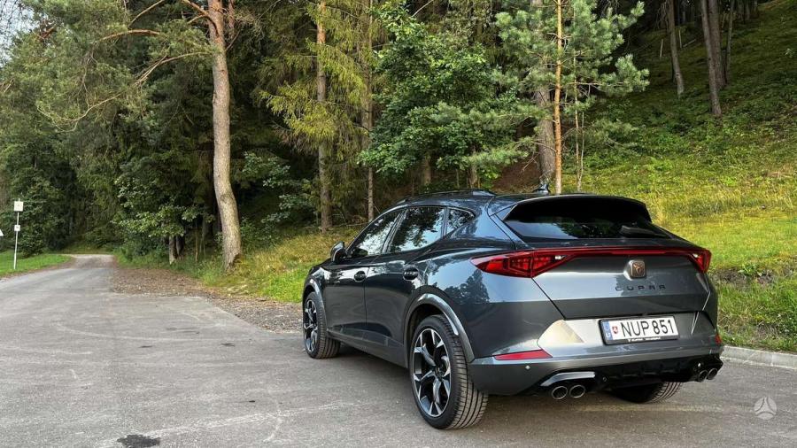 Zils Cupra Formentor 2021 Kauņa, ar dzinēja tilpumu 1.98 L un nobraukumu 79 tūkst. km par 26900 €, foto 24 vietnē AUTOMOTO.COM.LV