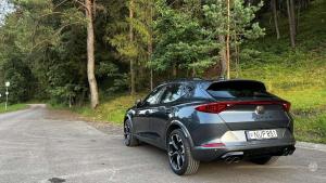 Zils Cupra Formentor 2021 Kauņa, ar dzinēja tilpumu 1.98 L un nobraukumu 79 tūkst. km par 26900 €, foto 25 vietnē AUTOMOTO.COM.LV