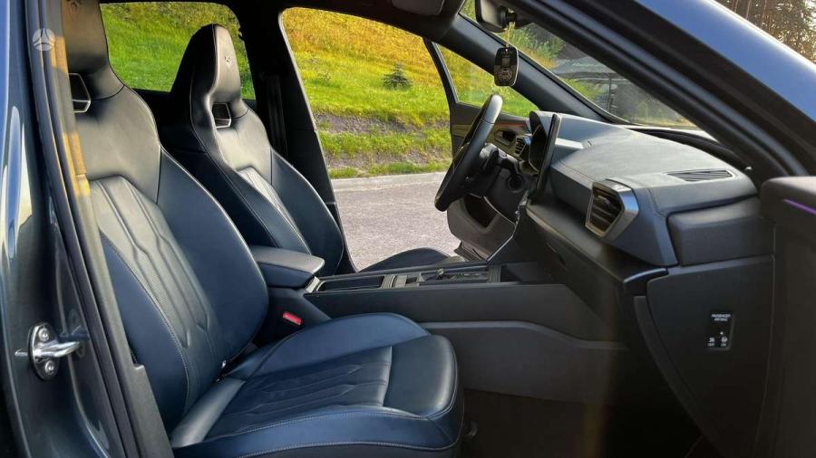 Zils Cupra Formentor 2021 Kauņa, ar dzinēja tilpumu 1.98 L un nobraukumu 79 tūkst. km par 26900 €, foto 44 vietnē AUTOMOTO.COM.LV