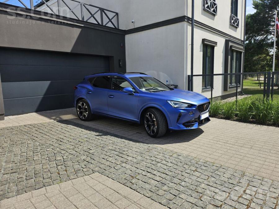 Синий Cupra Formentor 2022 в Рига, объемом двигателя 2.00 л и пробегом 59 тыс. км за 29500 €, фото 3 на AUTOMOTO.COM.LV