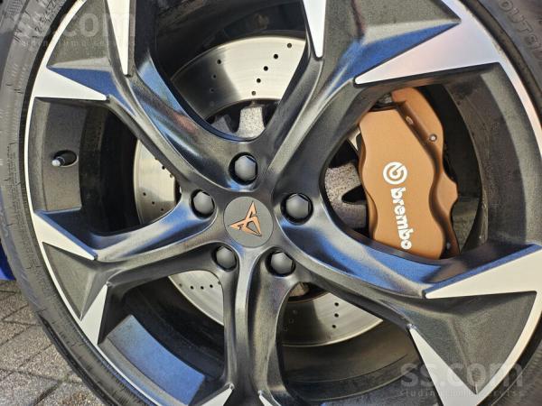 Синий Cupra Formentor 2022 в Рига, объемом двигателя 2.00 л и пробегом 59 тыс. км за 29500 €, фото 8 на AUTOMOTO.COM.LV