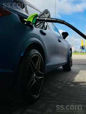 Синий Cupra Formentor 2022 в Рига, объемом двигателя 2.00 л и пробегом 59 тыс. км за 29500 €, фото 23 на AUTOMOTO.COM.LV
