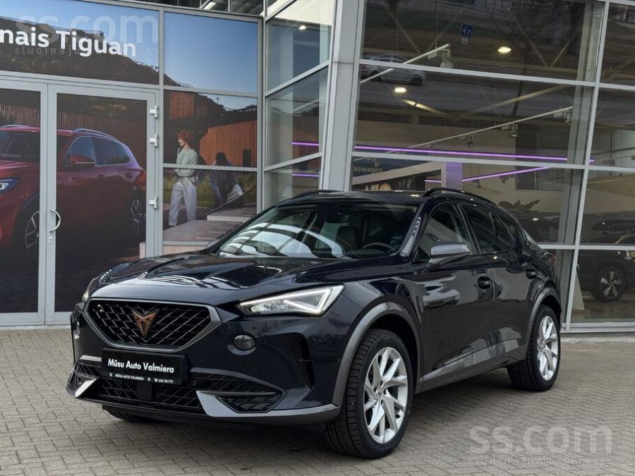 Синий Cupra Formentor 2022 в Валмиера, объемом двигателя 2.00 л и пробегом 127 тыс. км за 23400 €, фото 4 на AUTOMOTO.COM.LV