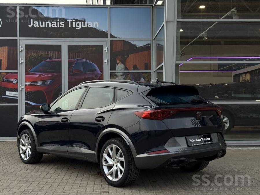 Синий Cupra Formentor 2022 в Валмиера, объемом двигателя 2.00 л и пробегом 127 тыс. км за 23400 €, фото 5 на AUTOMOTO.COM.LV